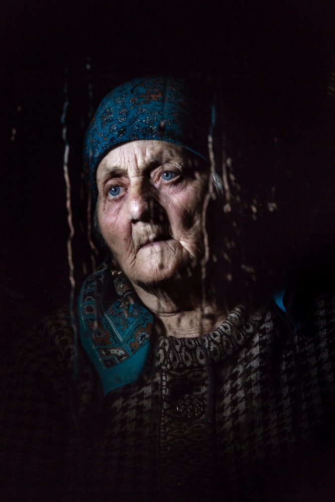 A Portrait Revisited: 1986, 2006 - Photographs and text by Roderick ...